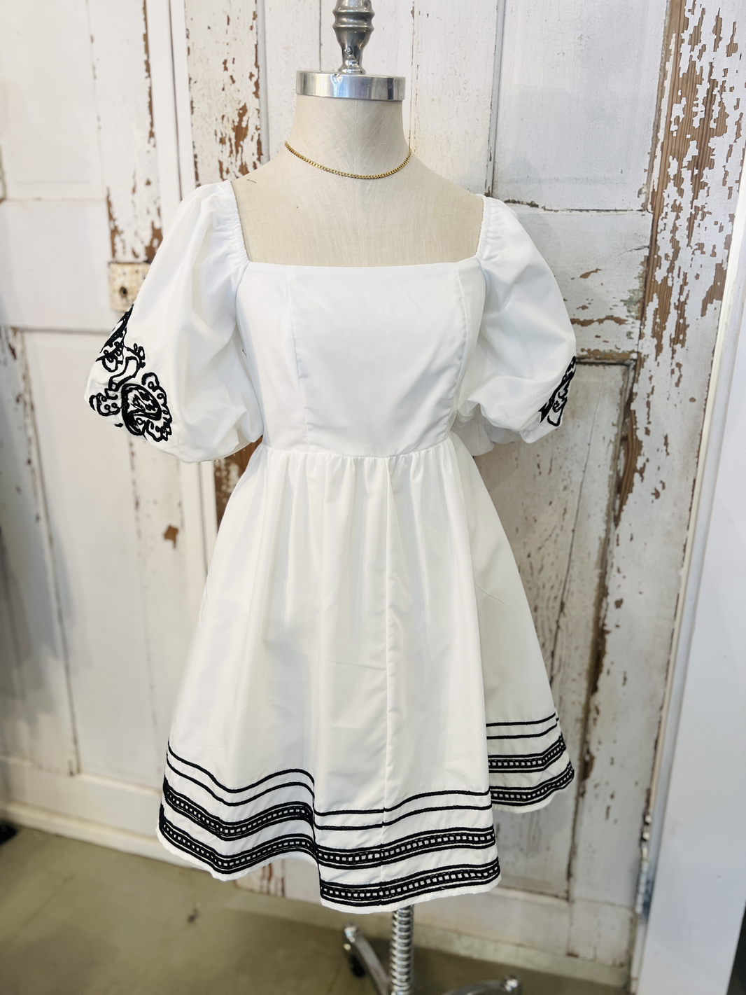 SALE – The Canyon Chick